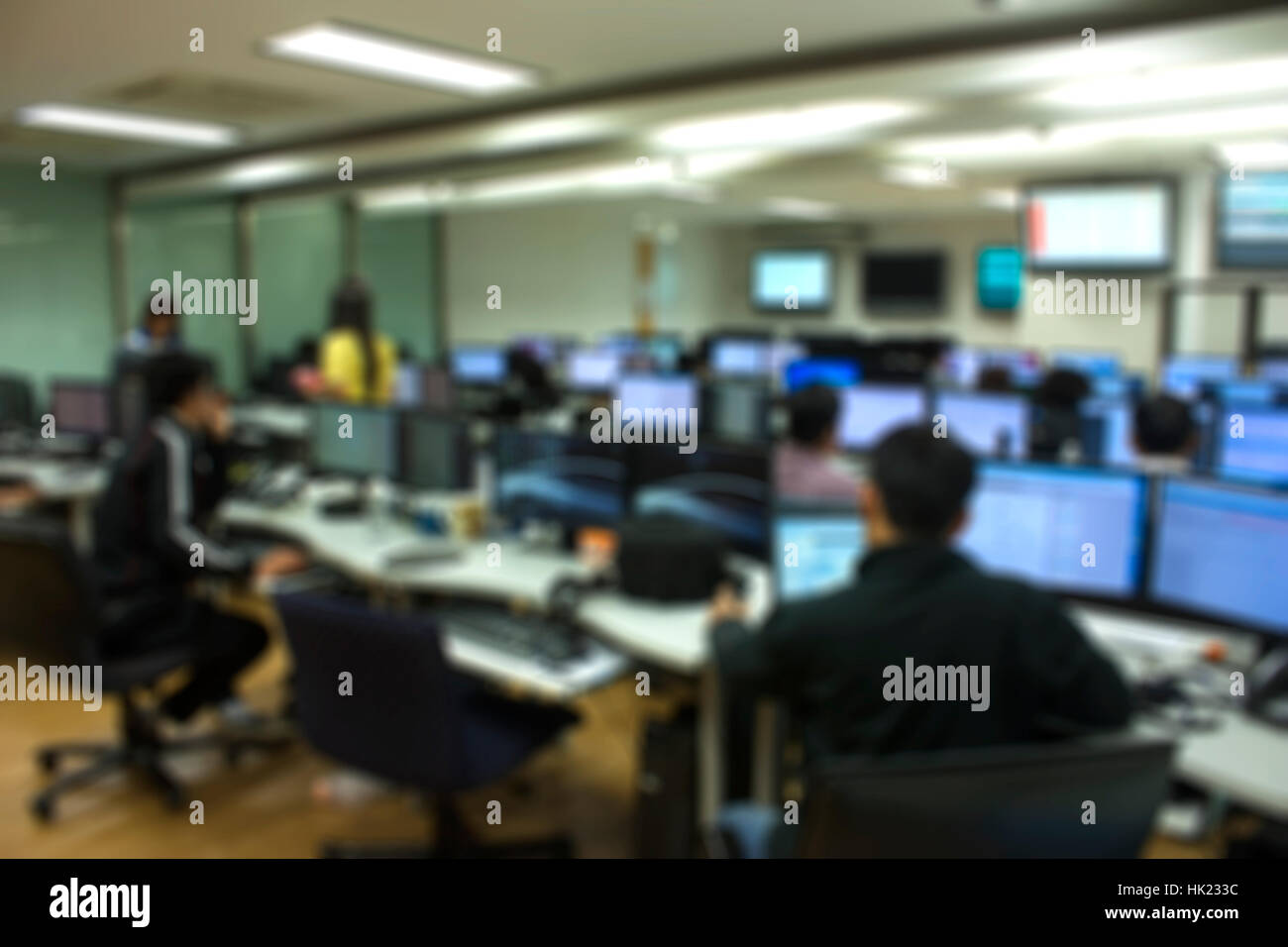 Office interior blurred team hi-res stock photography and images - Alamy