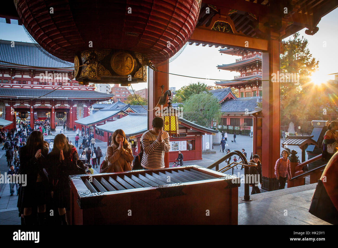 Japan japanese man prayer prayers religion male hi-res stock ...
