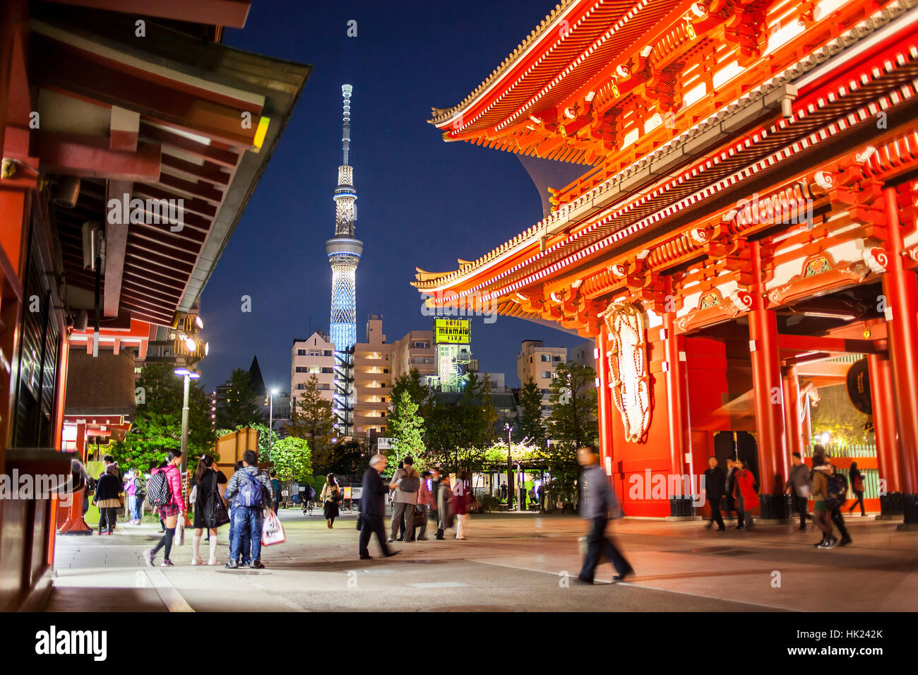 Townscape, Senso-ji Temple, in background the Sky Tree Tower, Asakusa ...