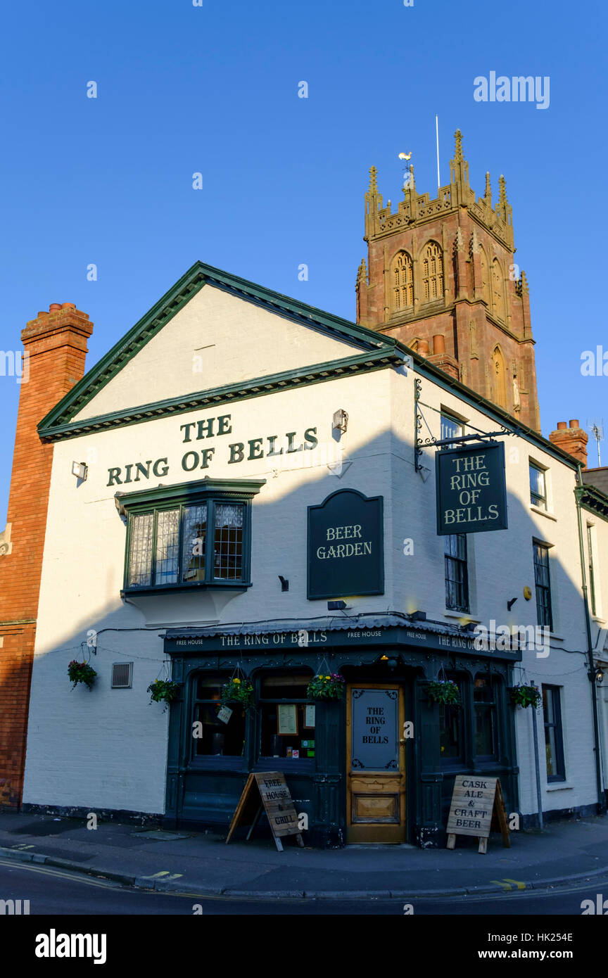 The ring pub hi-res stock photography and images - Alamy