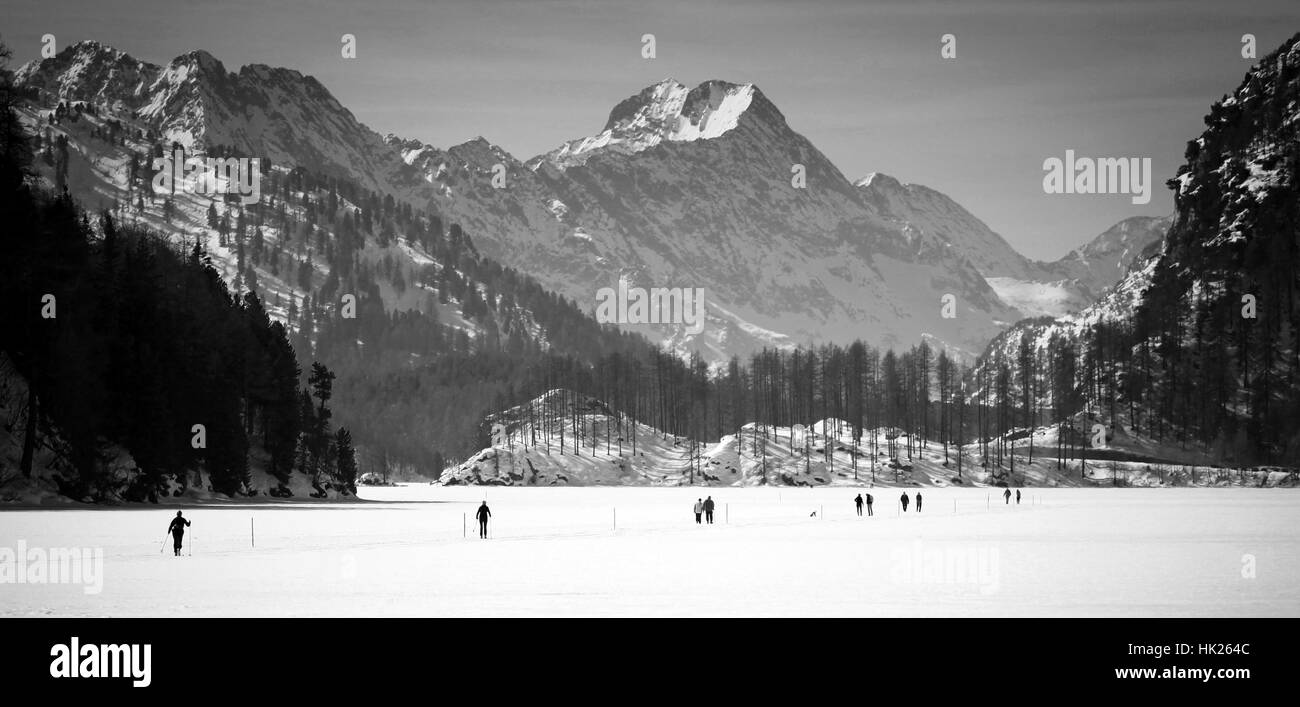 Switzerland engadin snow Black and White Stock Photos & Images - Alamy