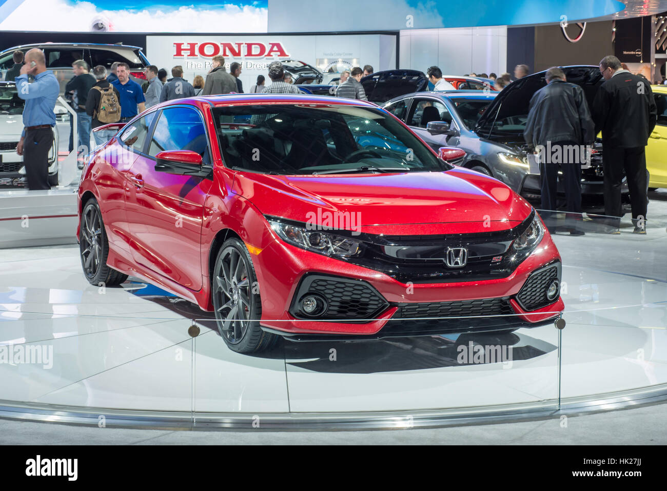 DETROIT, MI/USA - JANUARY 12, 2017: A 2017 Honda Civic Si car at the ...