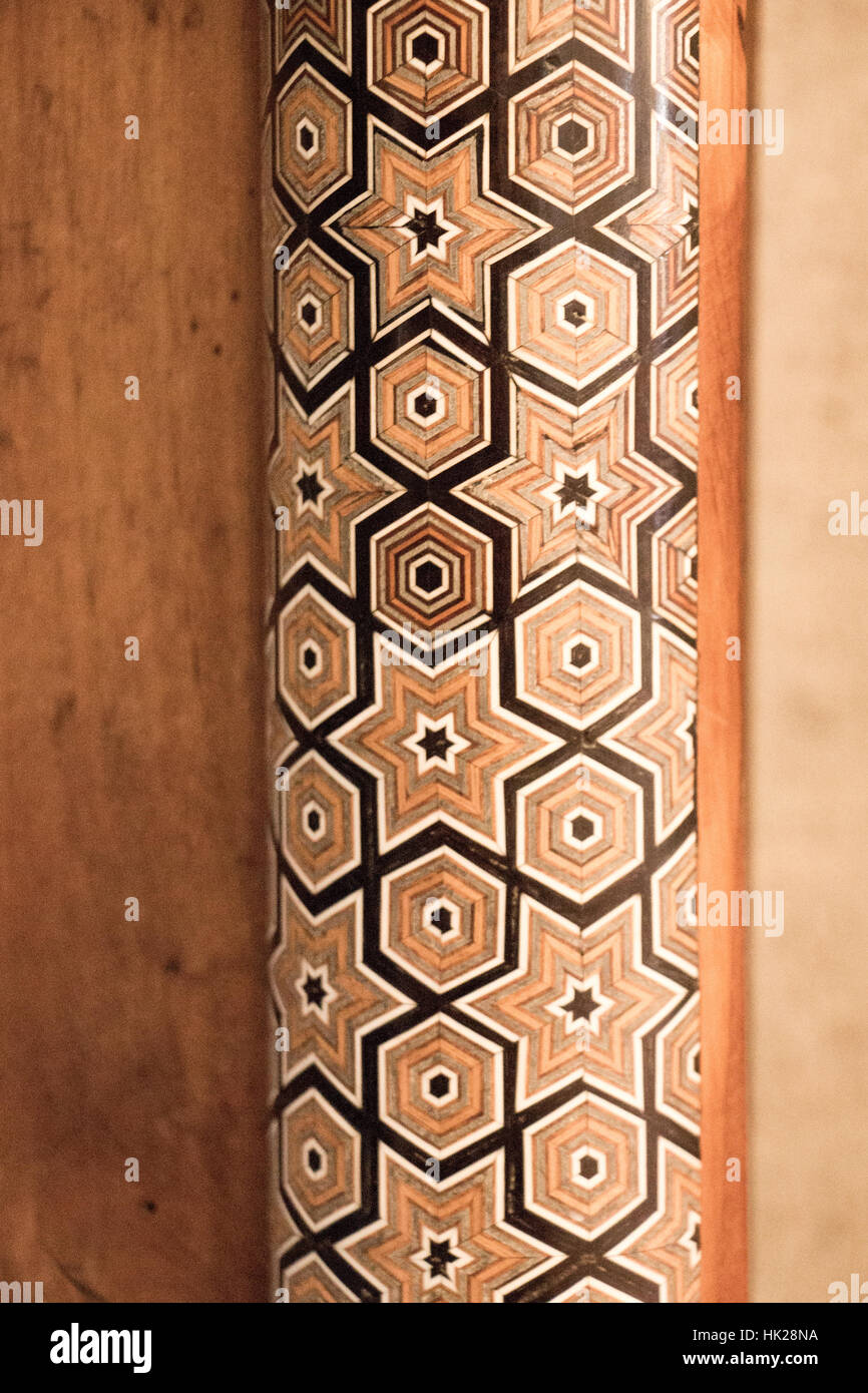 Ottoman art in geometric patterns on wood Stock Photo - Alamy