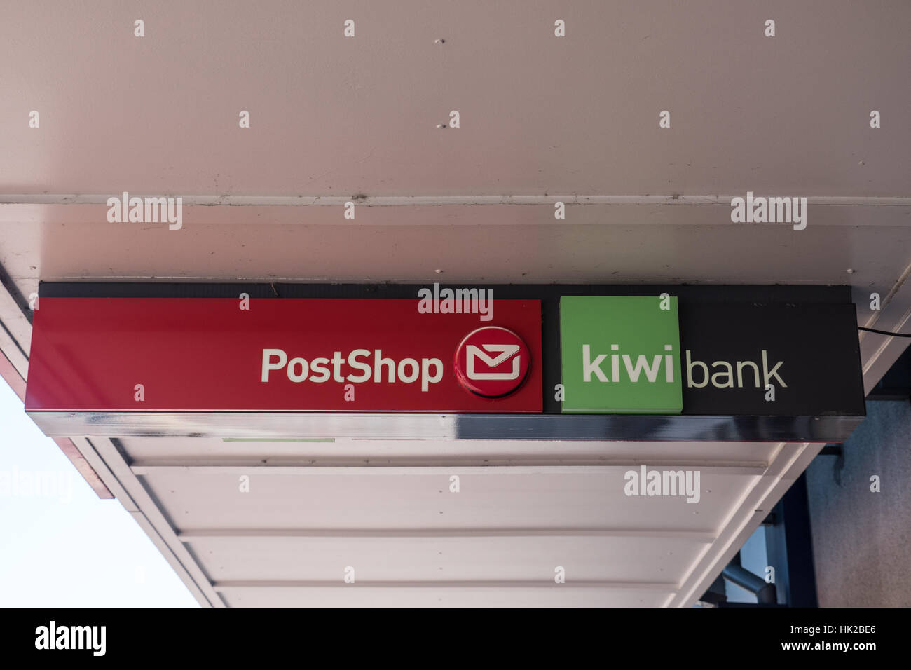 Post Shop and Kiwi Bank sign, New Zealand Stock Photo - Alamy