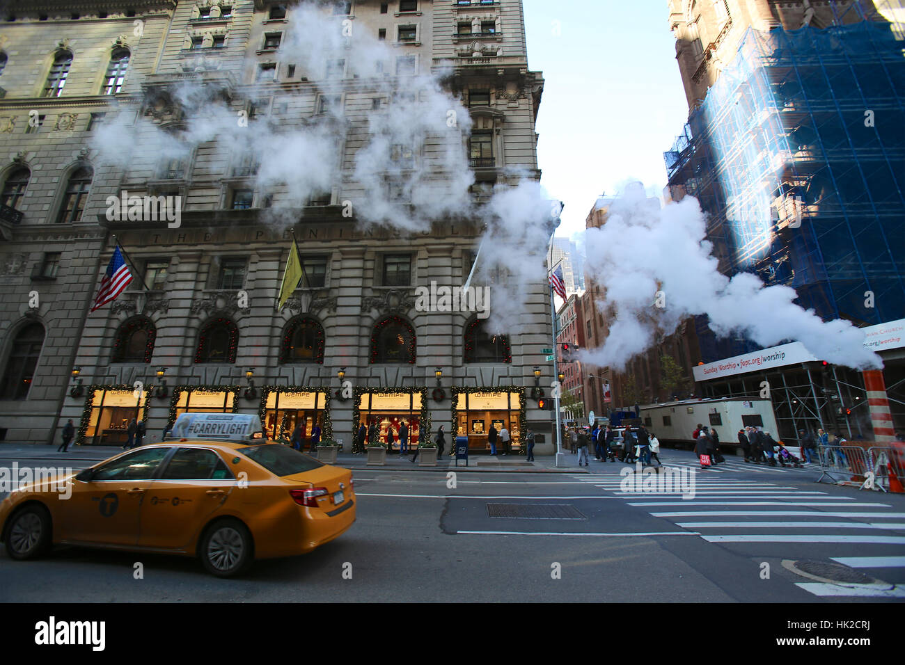 Buildings and skyline steam hi-res stock photography and images - Alamy