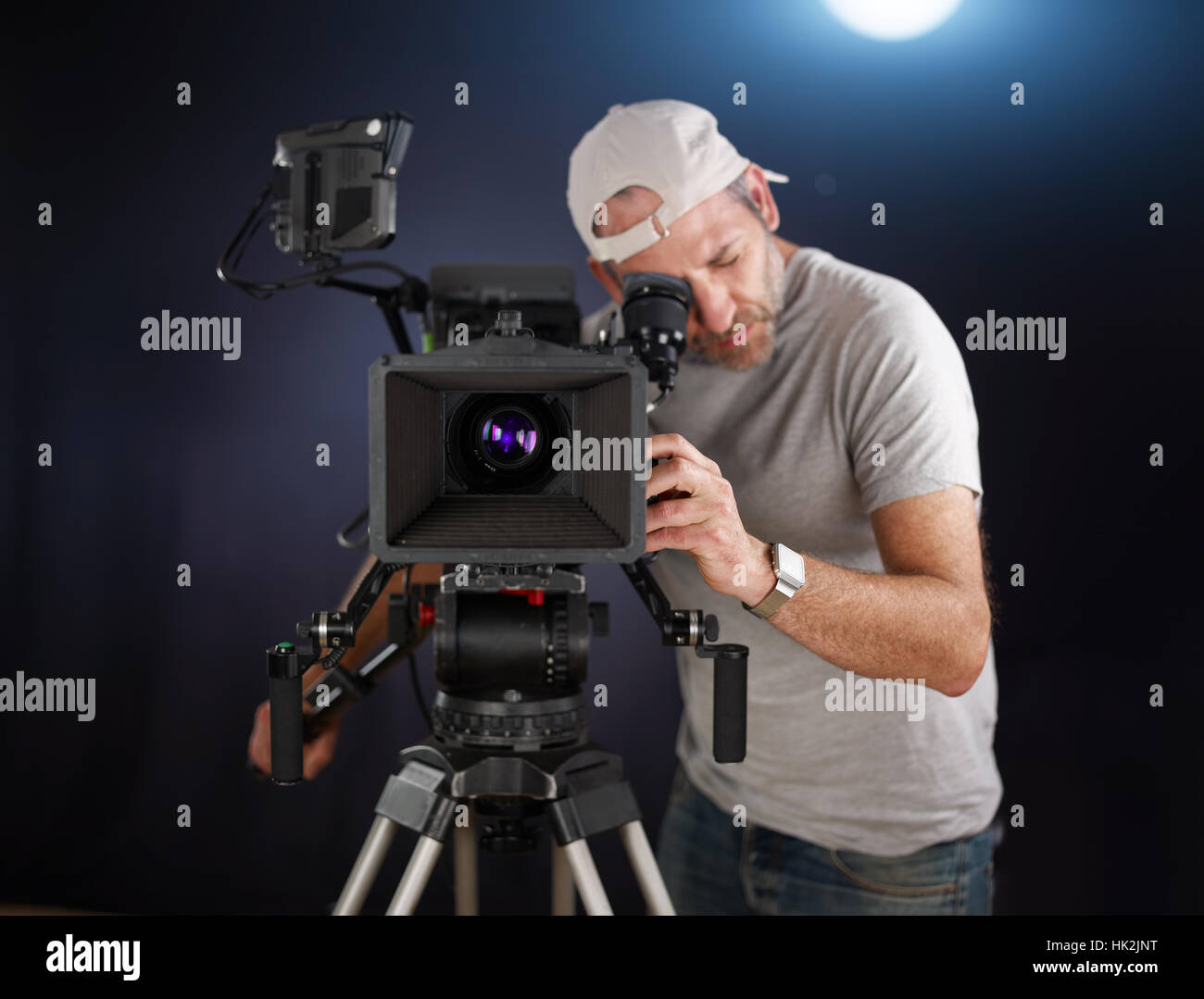 Pan camera movement hi-res stock photography and images - Alamy
