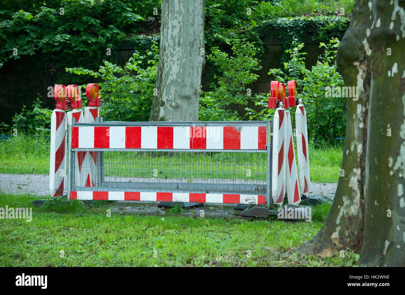 park, barrier, cycle track, construction site, tree, park, trunk ...