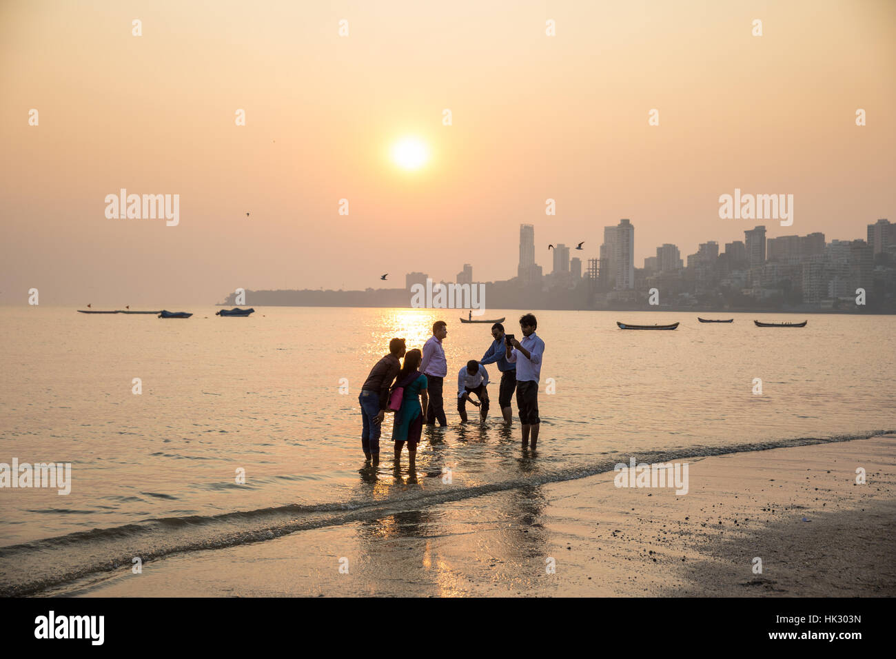 Sunset over Chowpaty Beach in Mumbai (Bombay), the city's most iconic ...