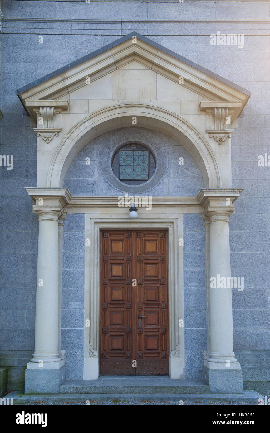 Beautiful gate hi-res stock photography and images - Alamy