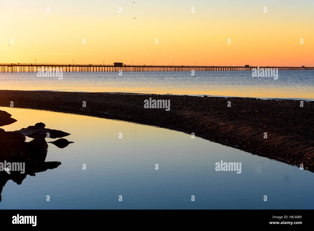 Three shells southend hi-res stock photography and images - Alamy