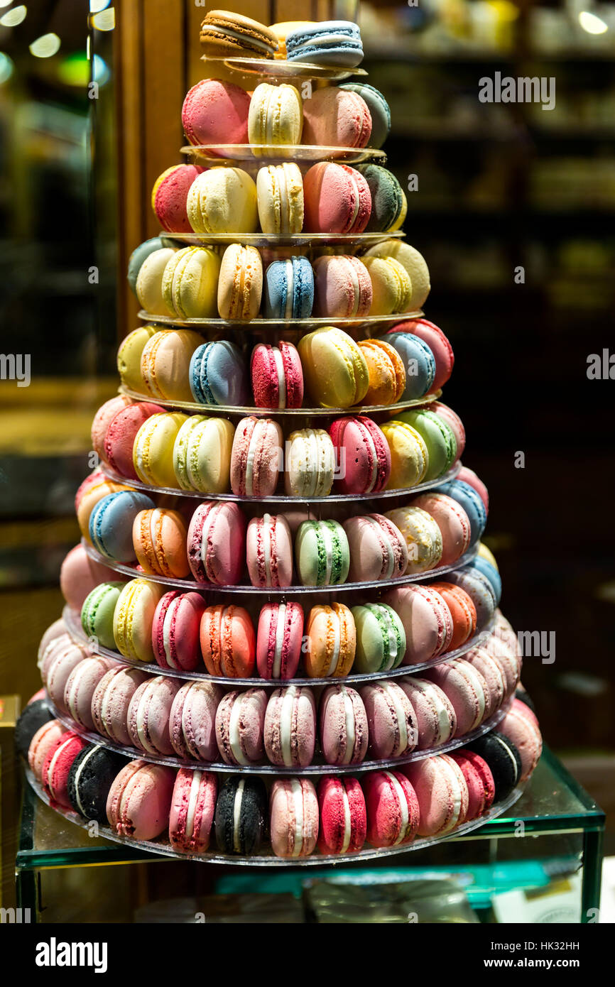 Pyramid display of assorted macaroons Stock Photo - Alamy