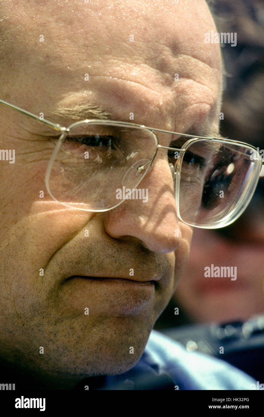 Dick Cheney in Dhahran, Saudi Arabia visiting US Army soldiers as US ...