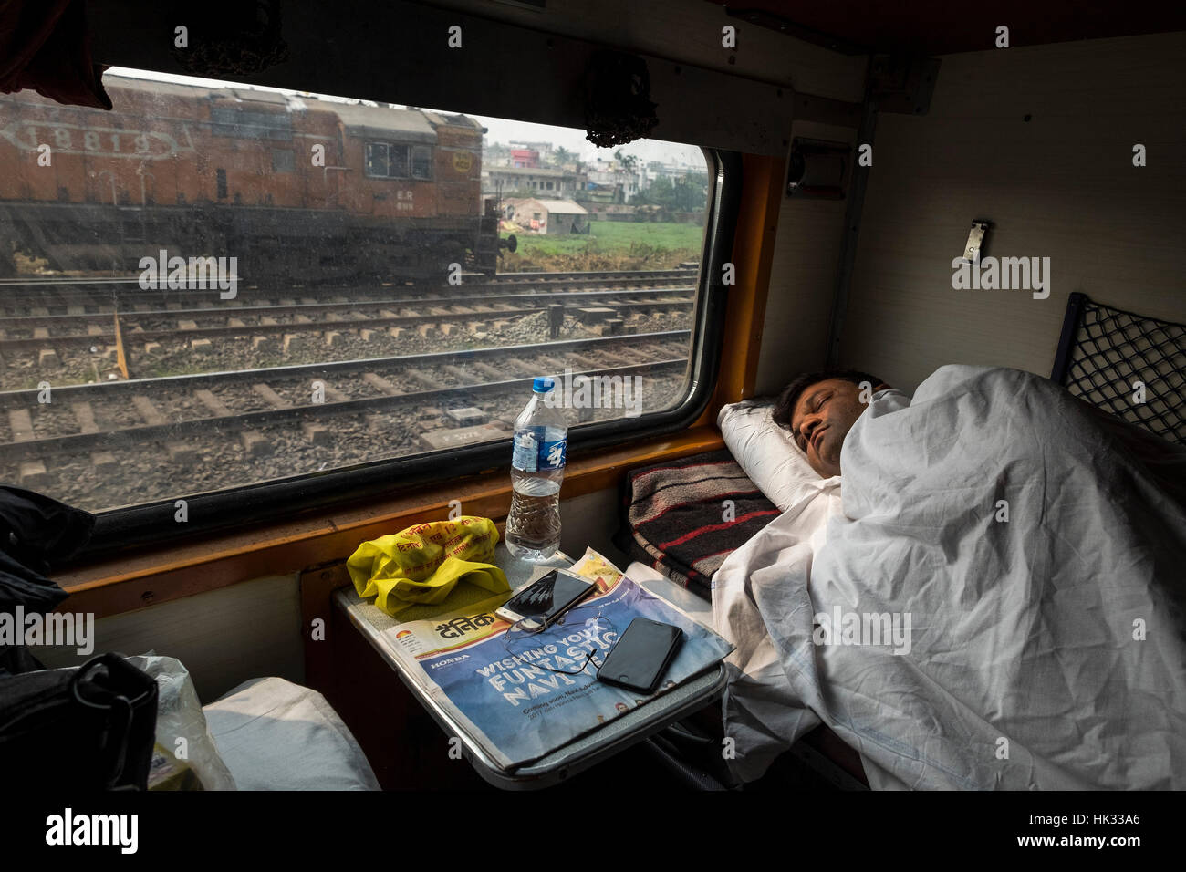 Varanasi train hi-res stock photography and images - Alamy