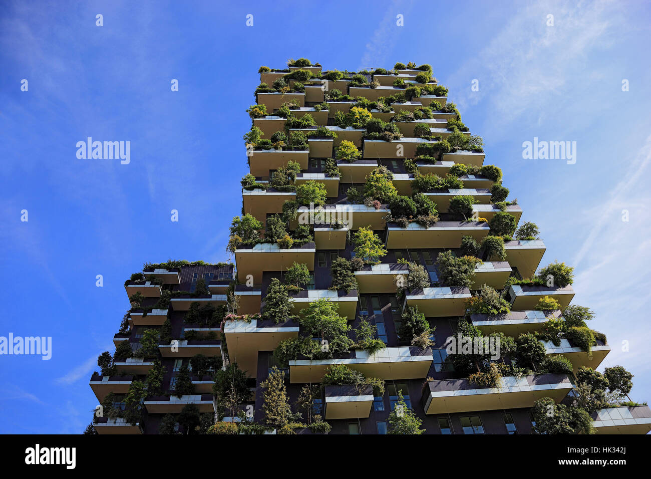 High rise building in the north of milan hi-res stock photography and ...