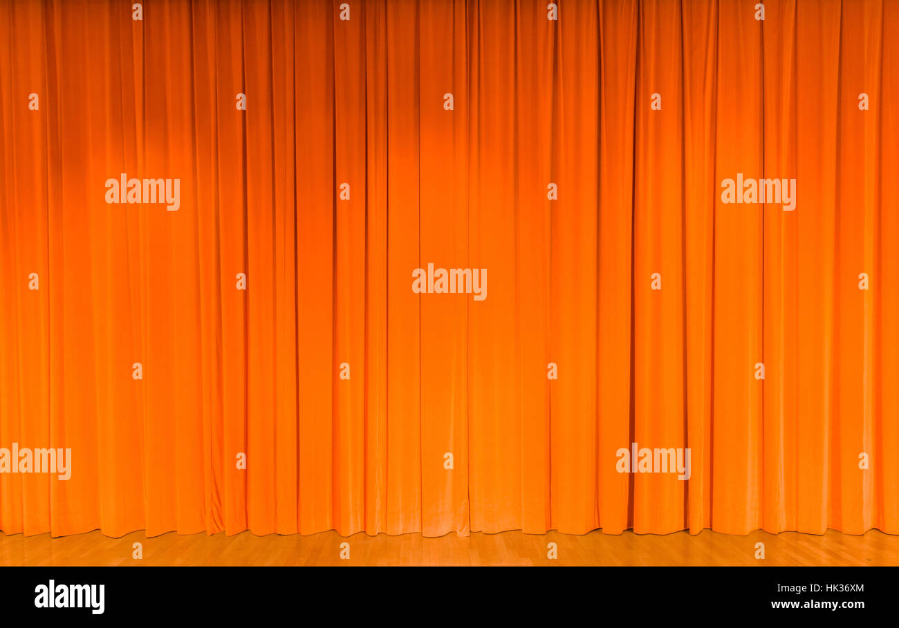 Fabric drape hi-res stock photography and images - Alamy