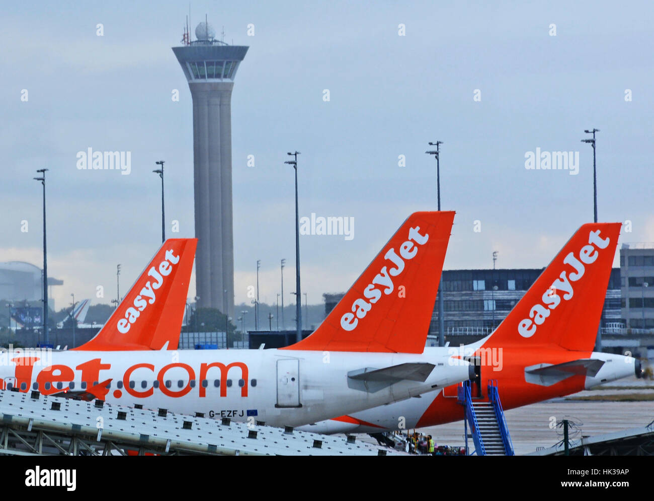 Logo de easyjet hi-res stock photography and images - Alamy