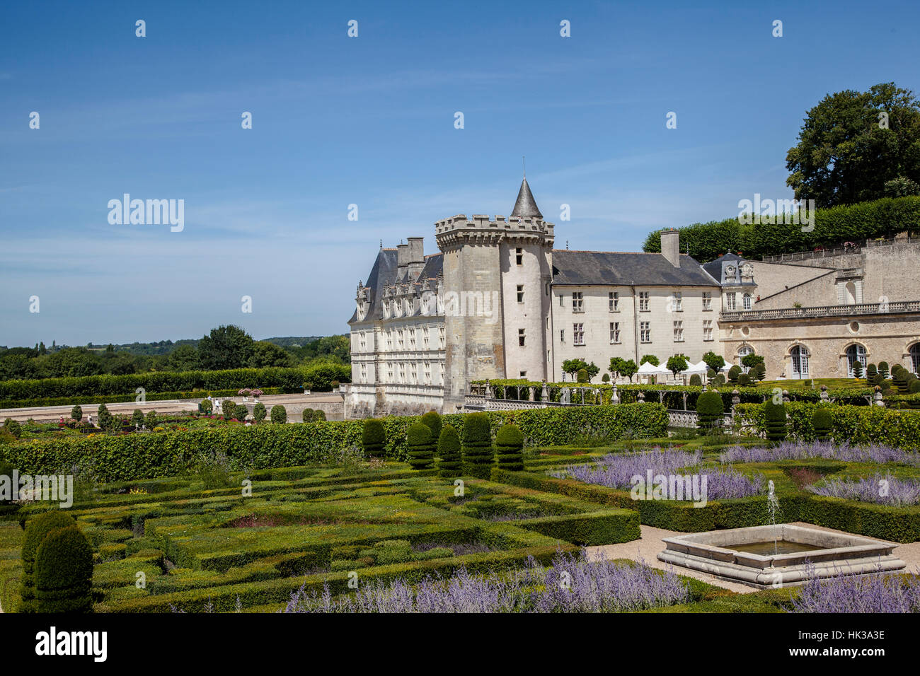 Villandry castle in the Loire Valley, France Stock Photo - Alamy