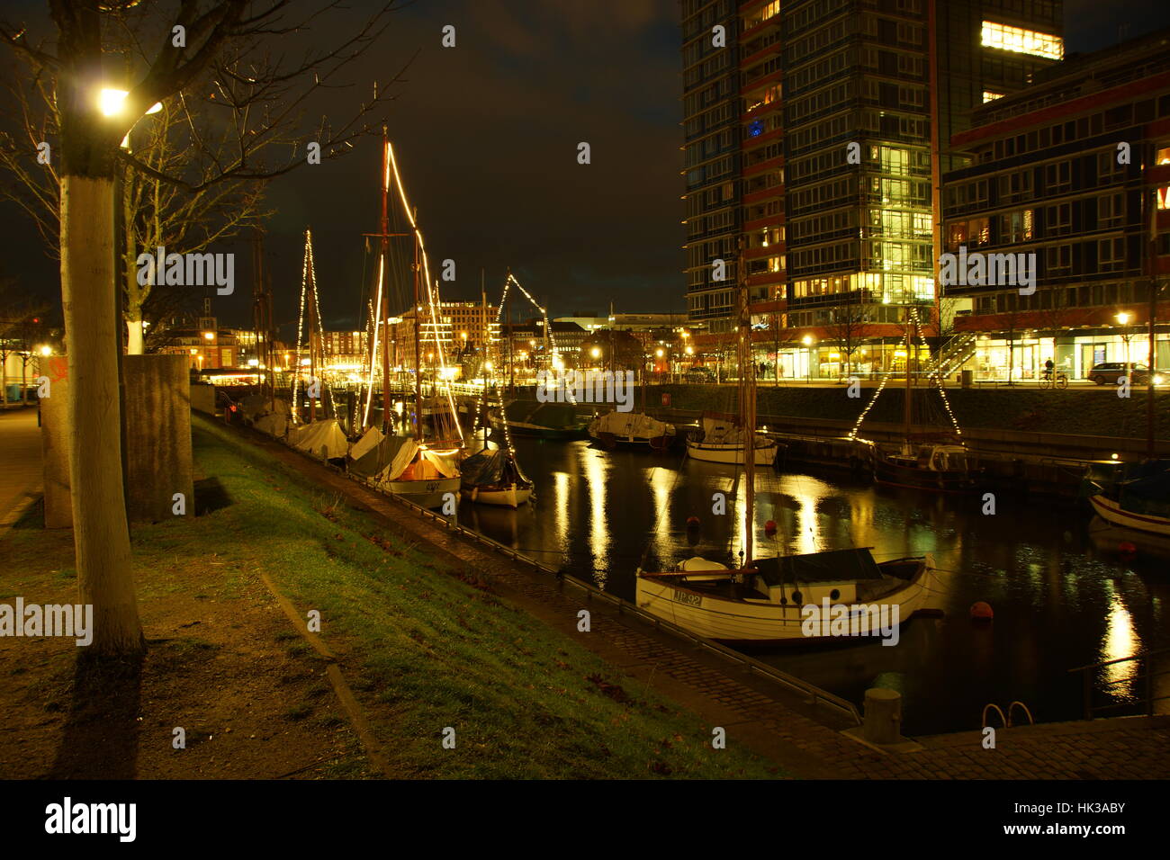 ships, sailing boat, sailboat, rowing boat, boat, watercraft, night ...