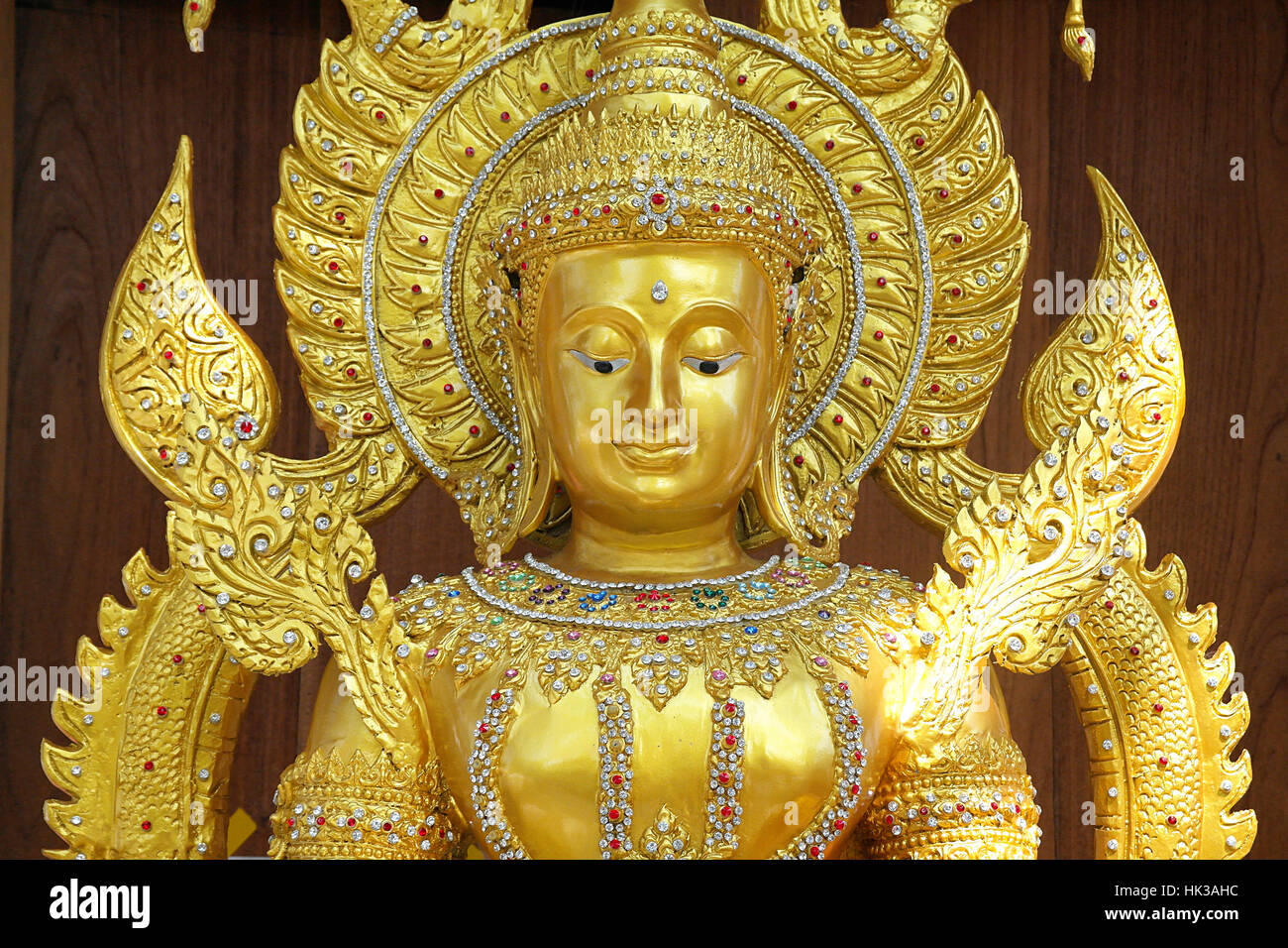 religion, temple, buddha, thailand, luxury, expenditure, pomp ...