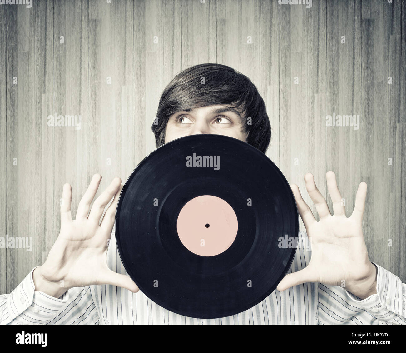 Dj man hi-res stock photography and images - Alamy