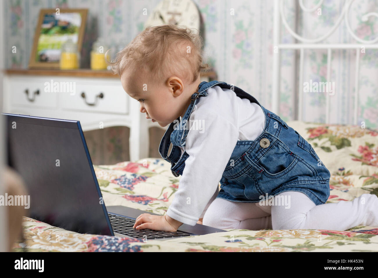 blue, house, building, laptop, notebook, computers, computer, education ...