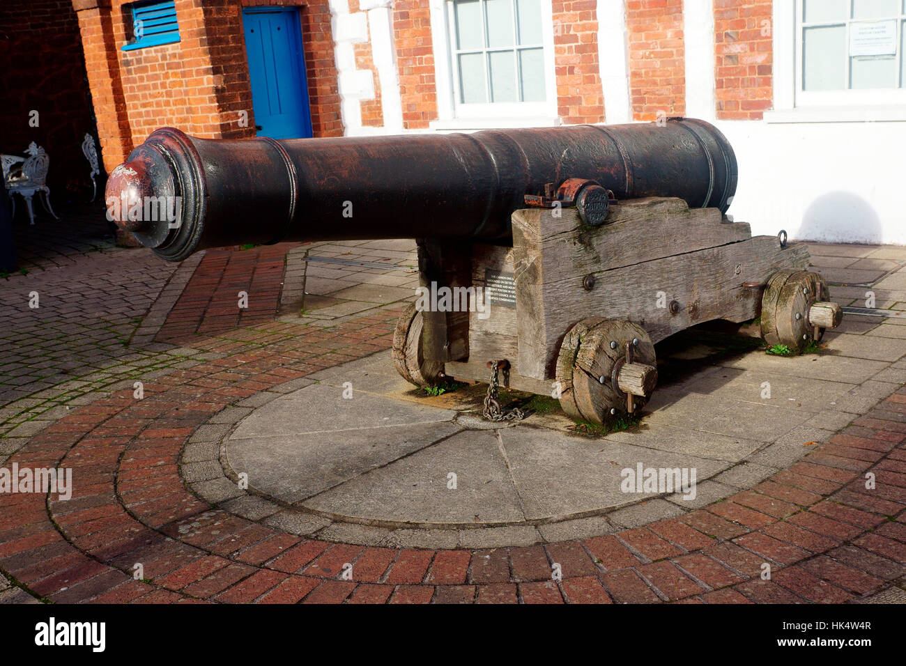Powder monkey ship hi-res stock photography and images - Alamy