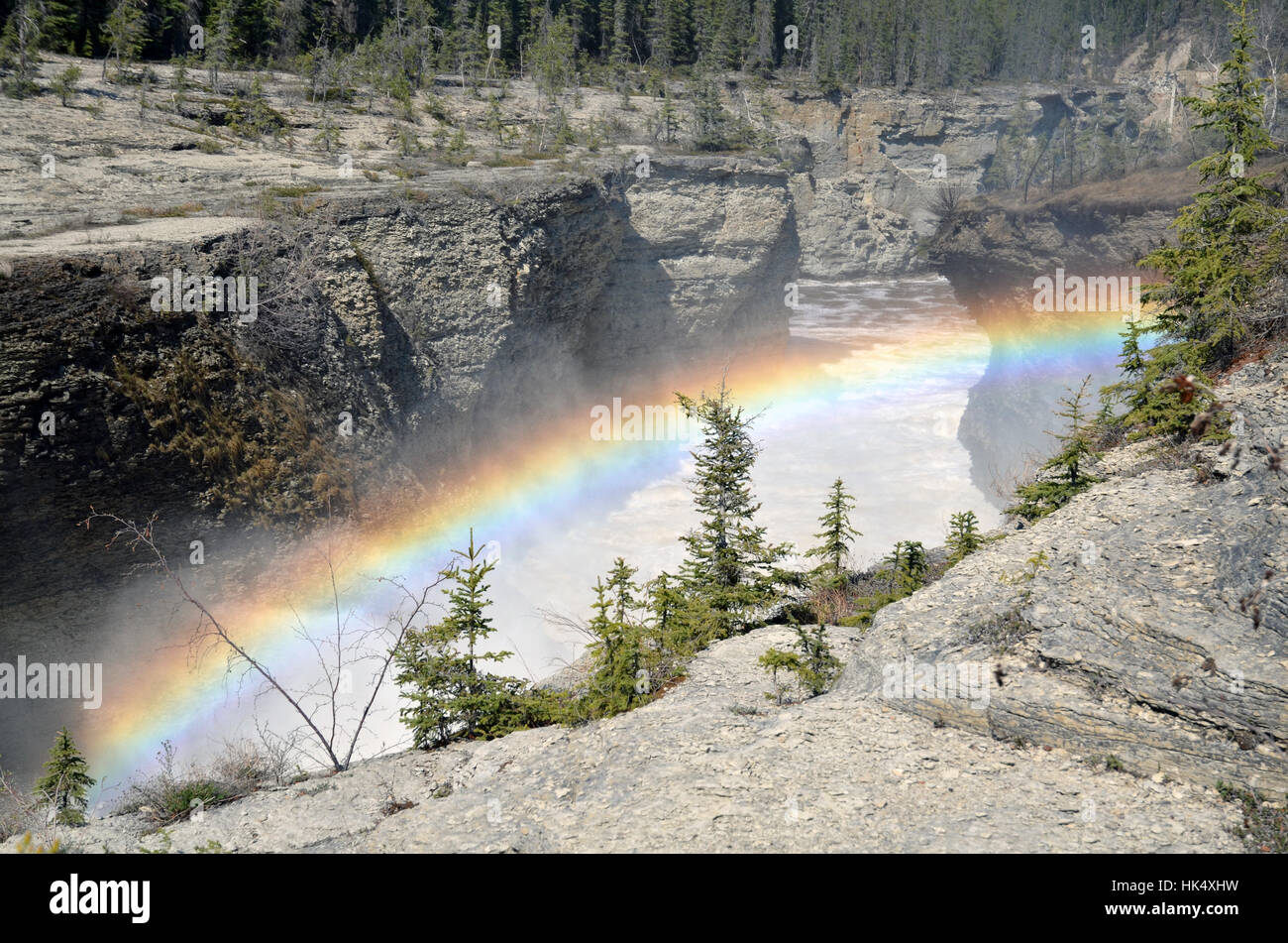 waterfall, canada, rainbow, spray, colour, colors, colours, water ...