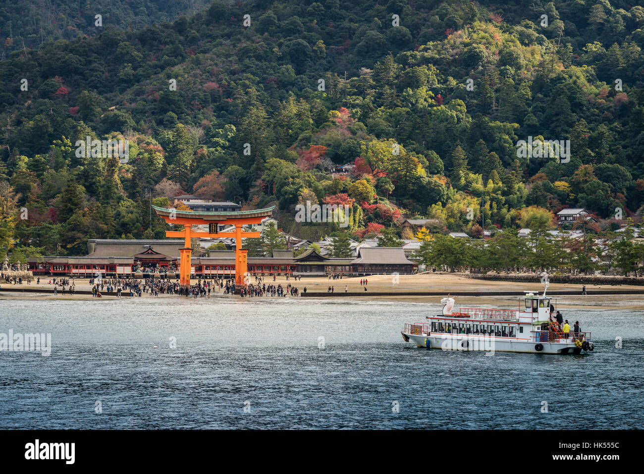 Great floating gate (O-Torii) on Miyajima island near Itsukushima ...
