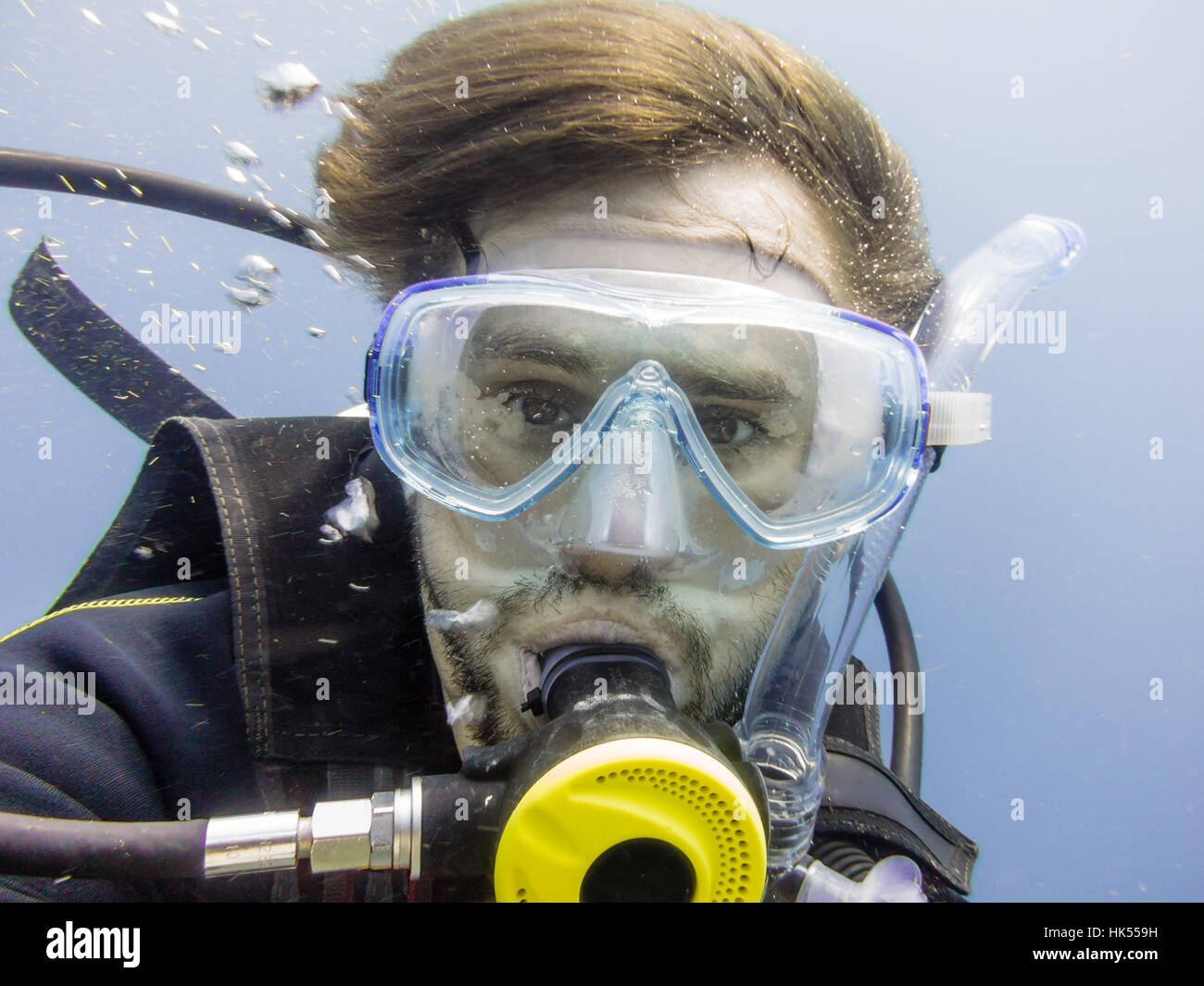 Navy bubble jacket hi-res stock photography and images - Alamy