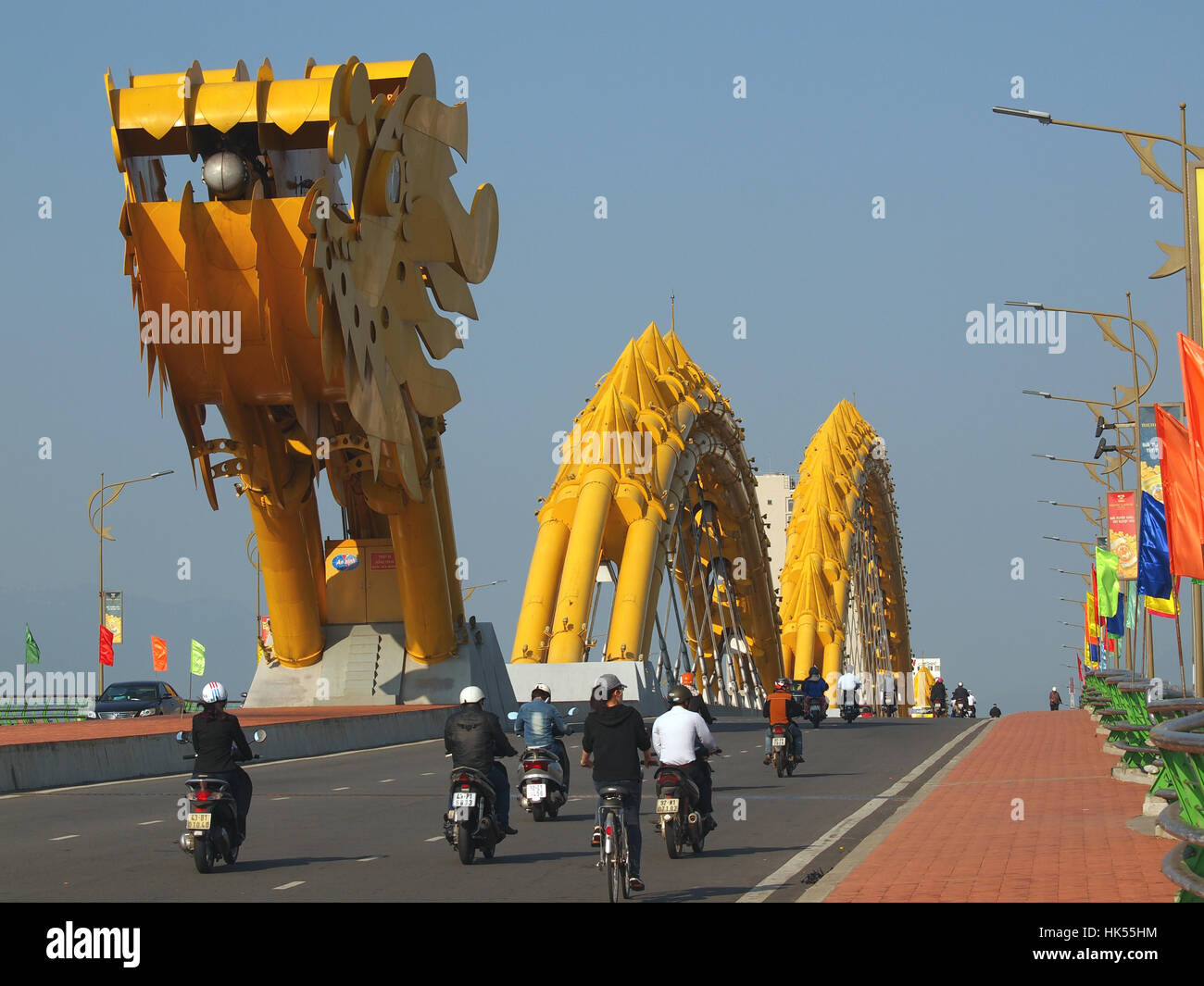 Dragon bridge danang hi-res stock photography and images - Alamy
