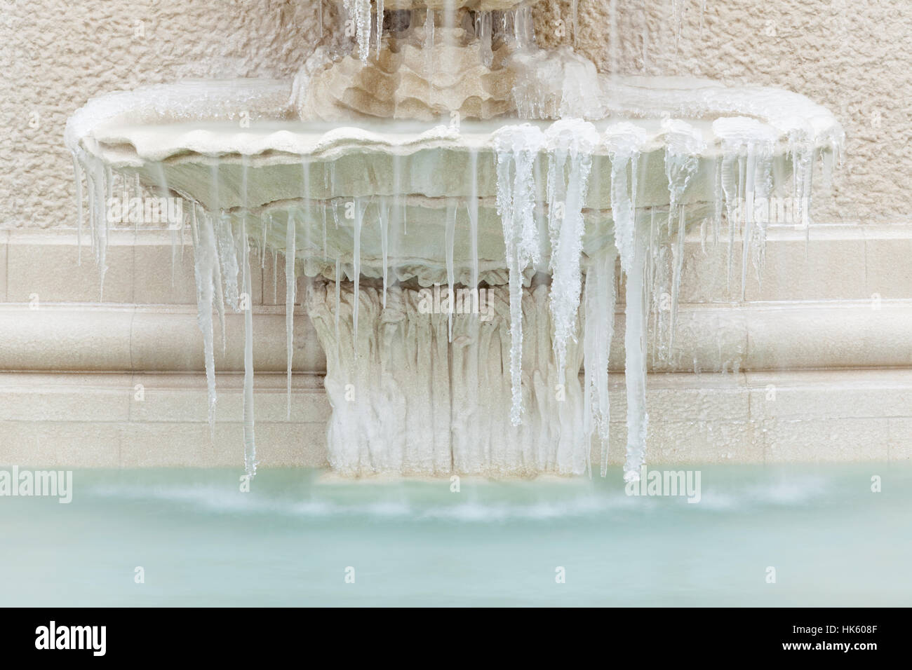 ice on fountain Stock Photo - Alamy