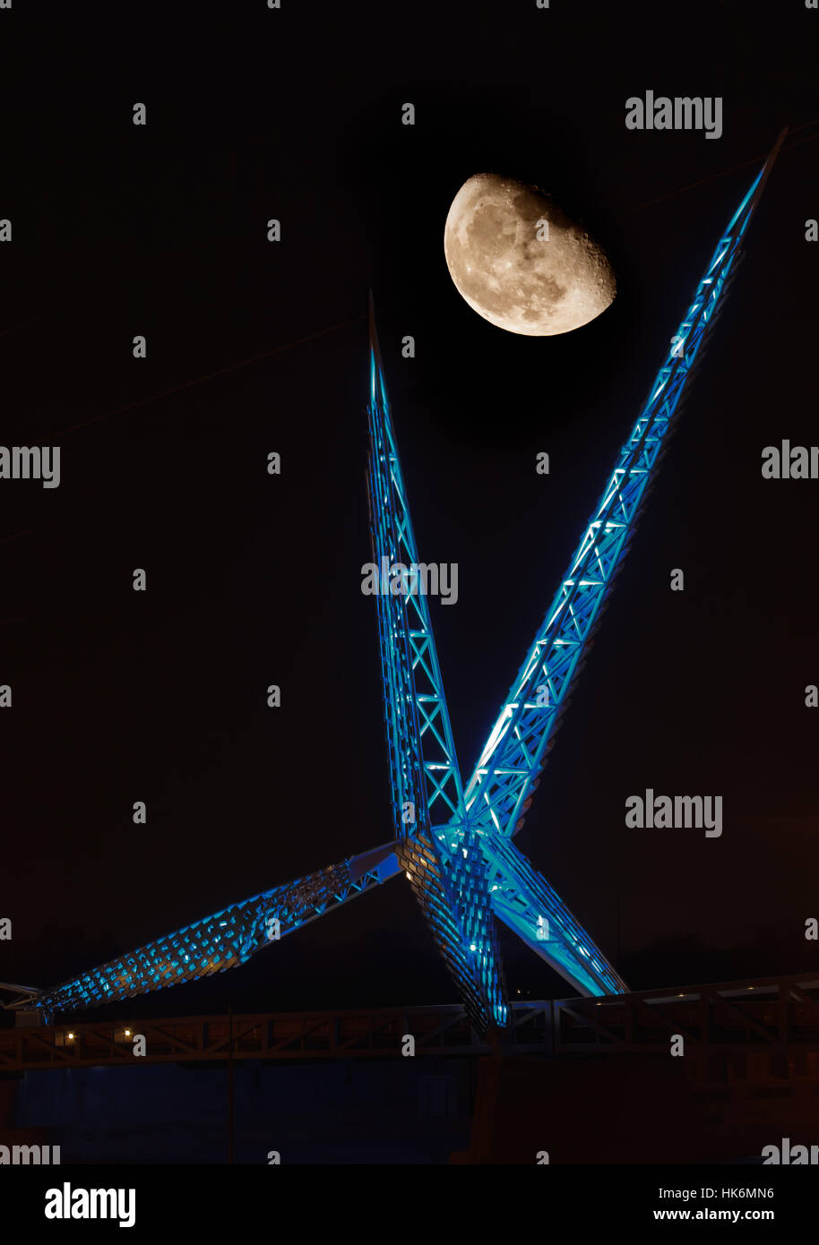 Moonrise and the Skydance Bridge. An Oklahoma City landmark that ...
