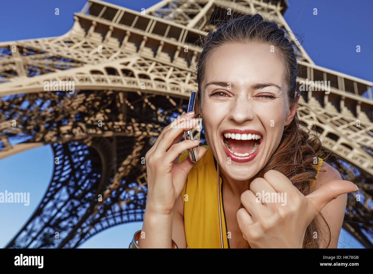 Thumbs up for to france french hi-res stock photography and images - Alamy