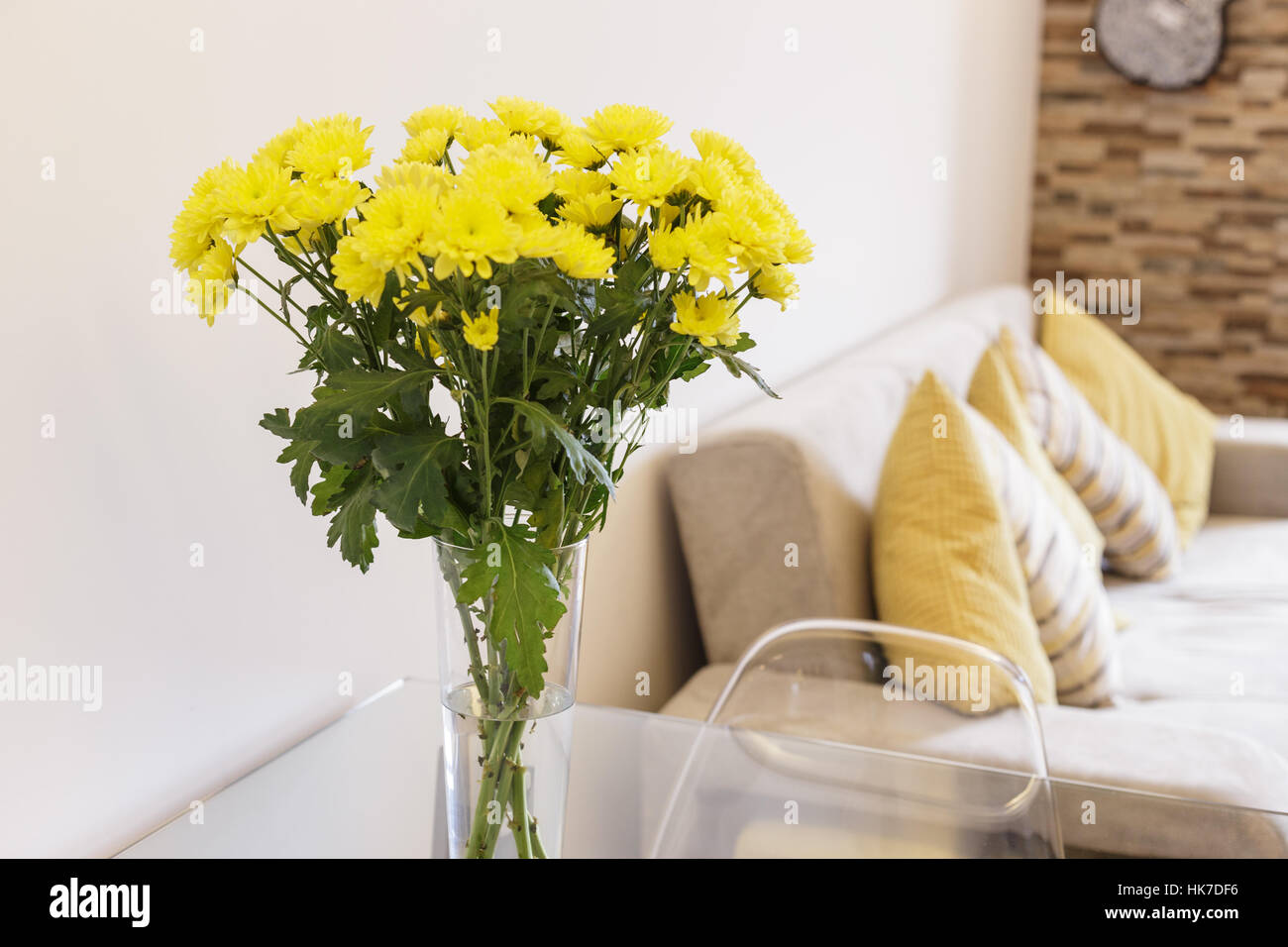 Flower Vase on Table Stock Photo - Alamy