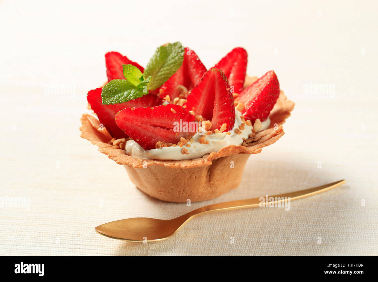 cup, food, aliment, sweet, closeup, ripe, small, tiny, little, short ...