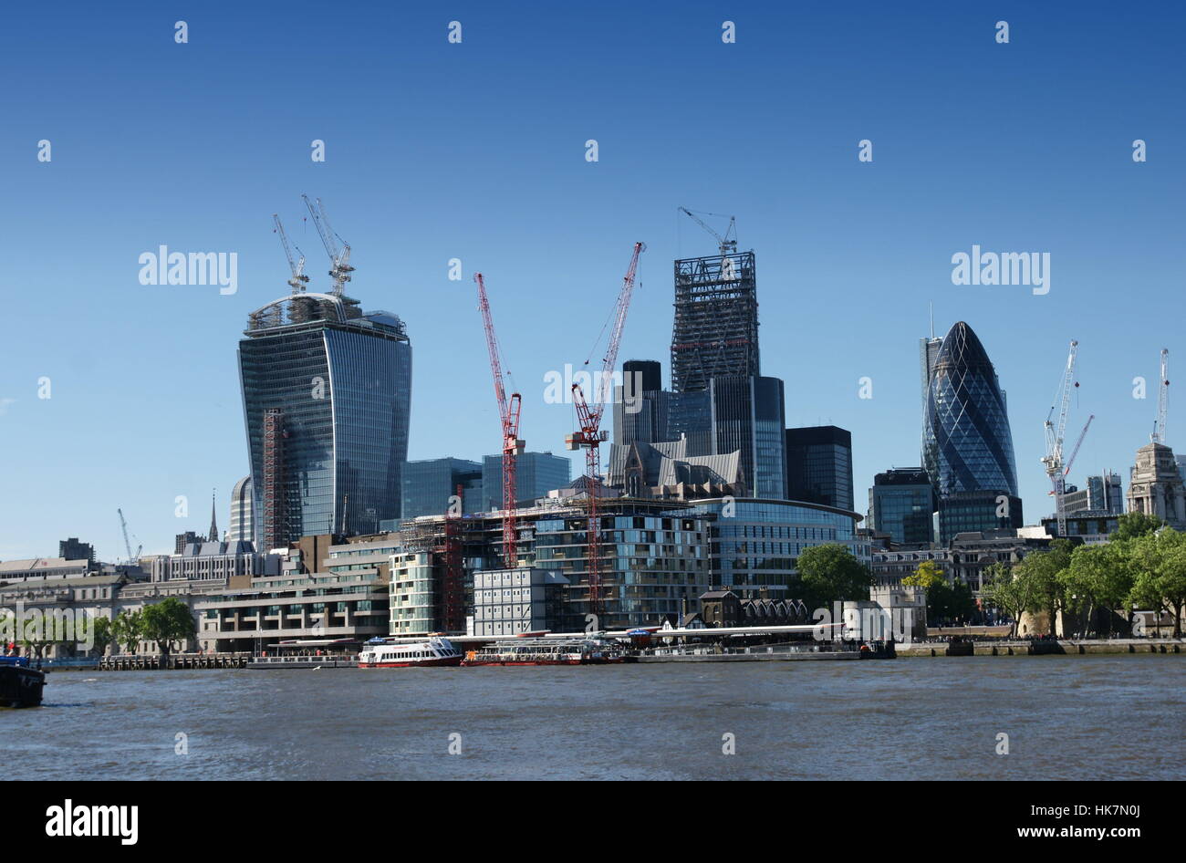 london, england, thames, blue, house, multistory building, multistorey ...