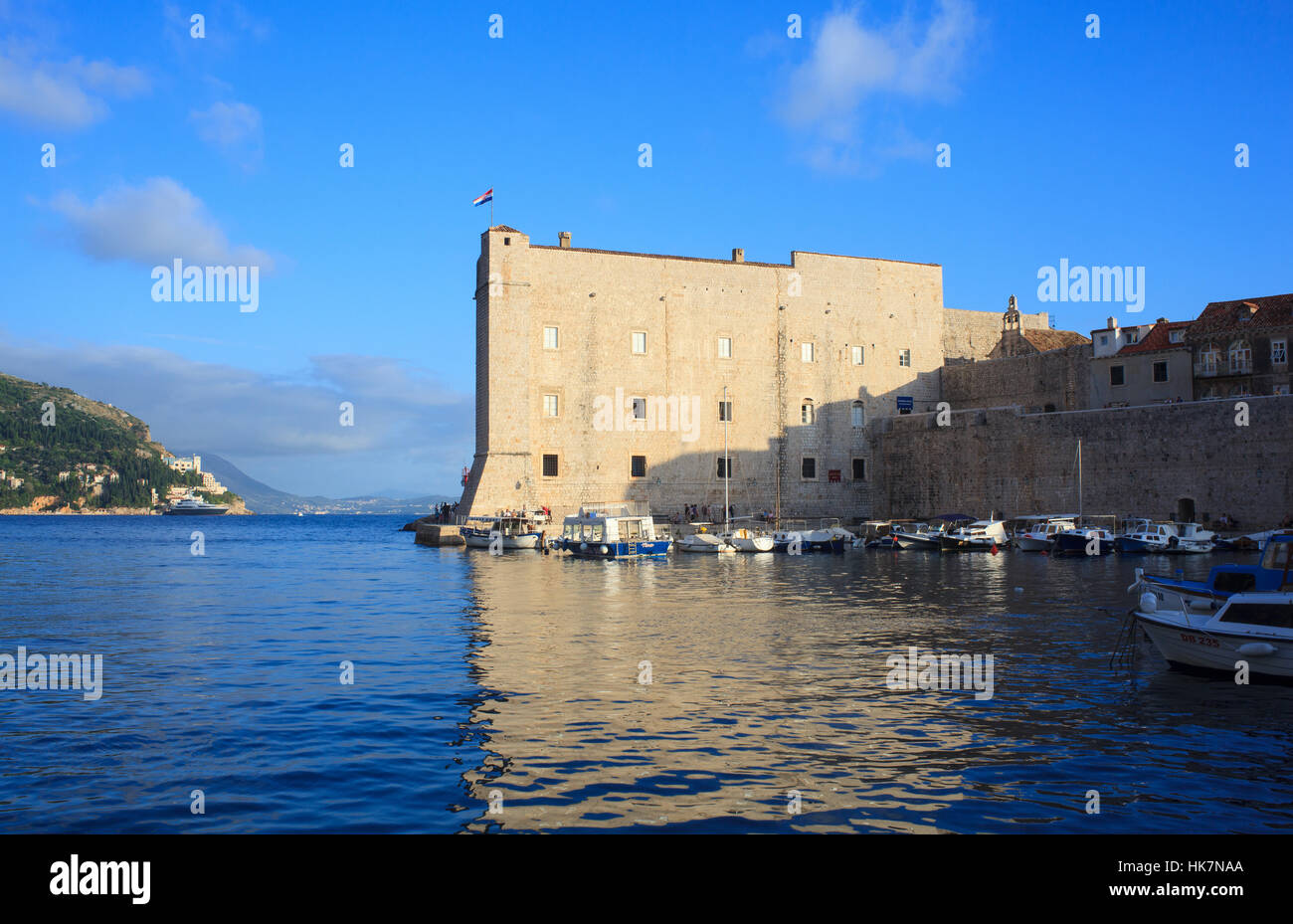 fortress, style of construction, architecture, architectural style ...