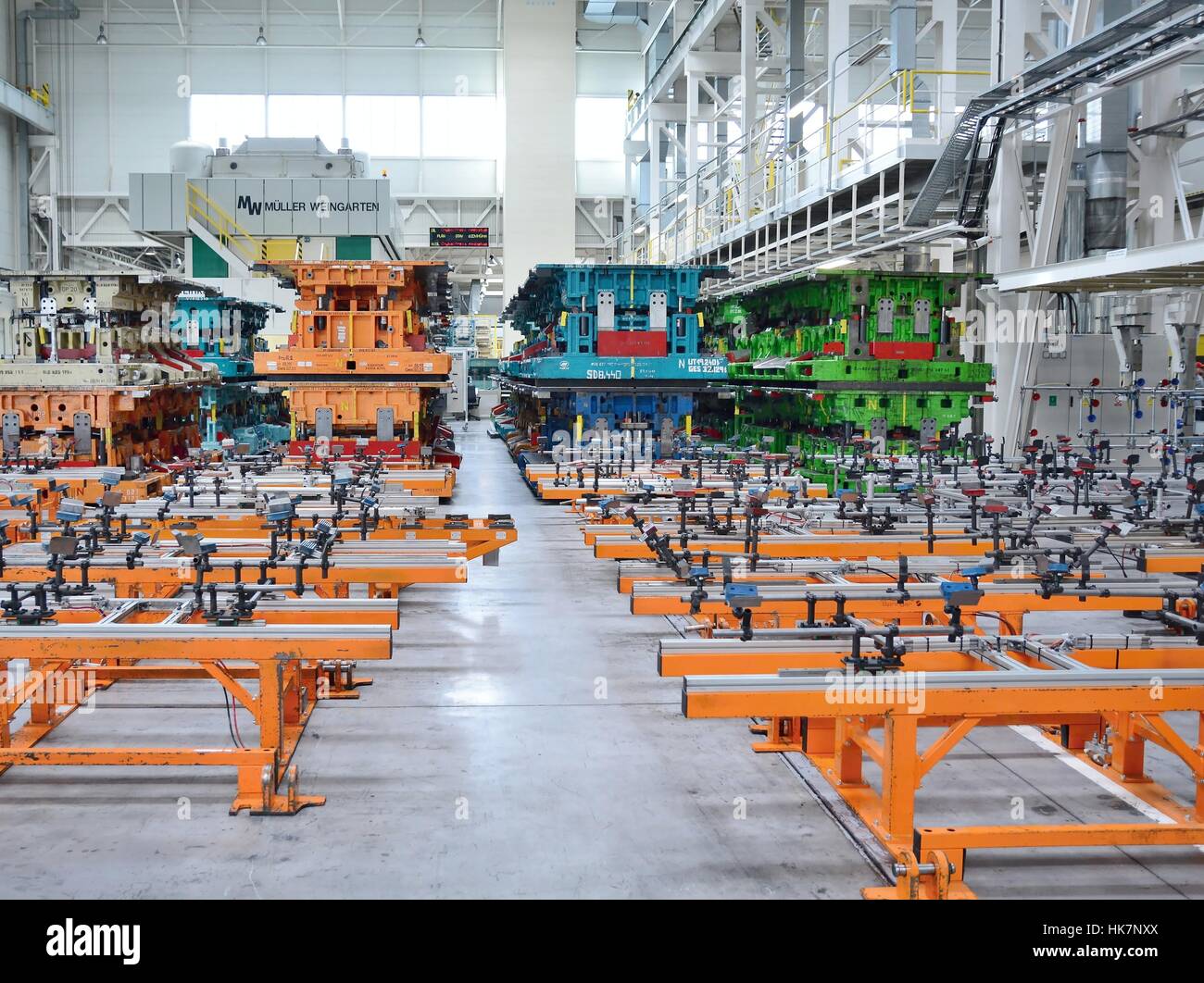 New auto factory hi-res stock photography and images - Alamy