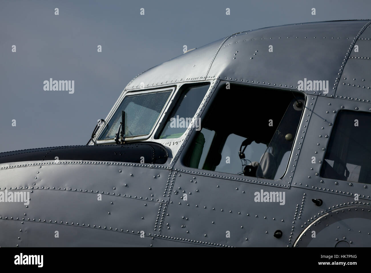 Old aircraft hi-res stock photography and images - Alamy