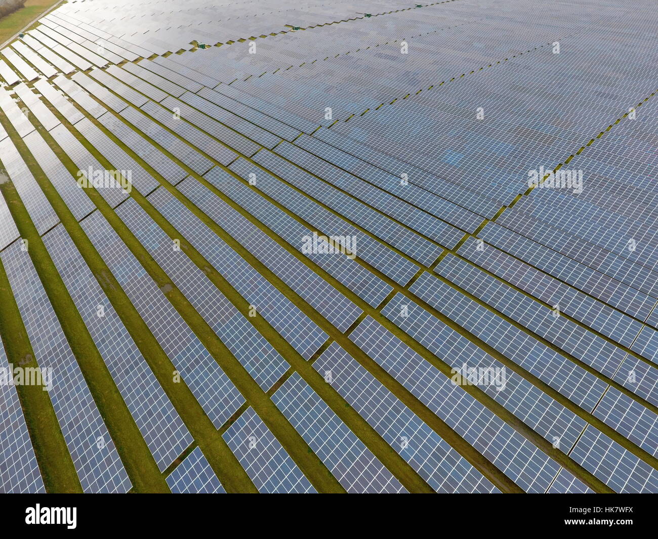 Aerial photograph of a solar farm Stock Photo - Alamy