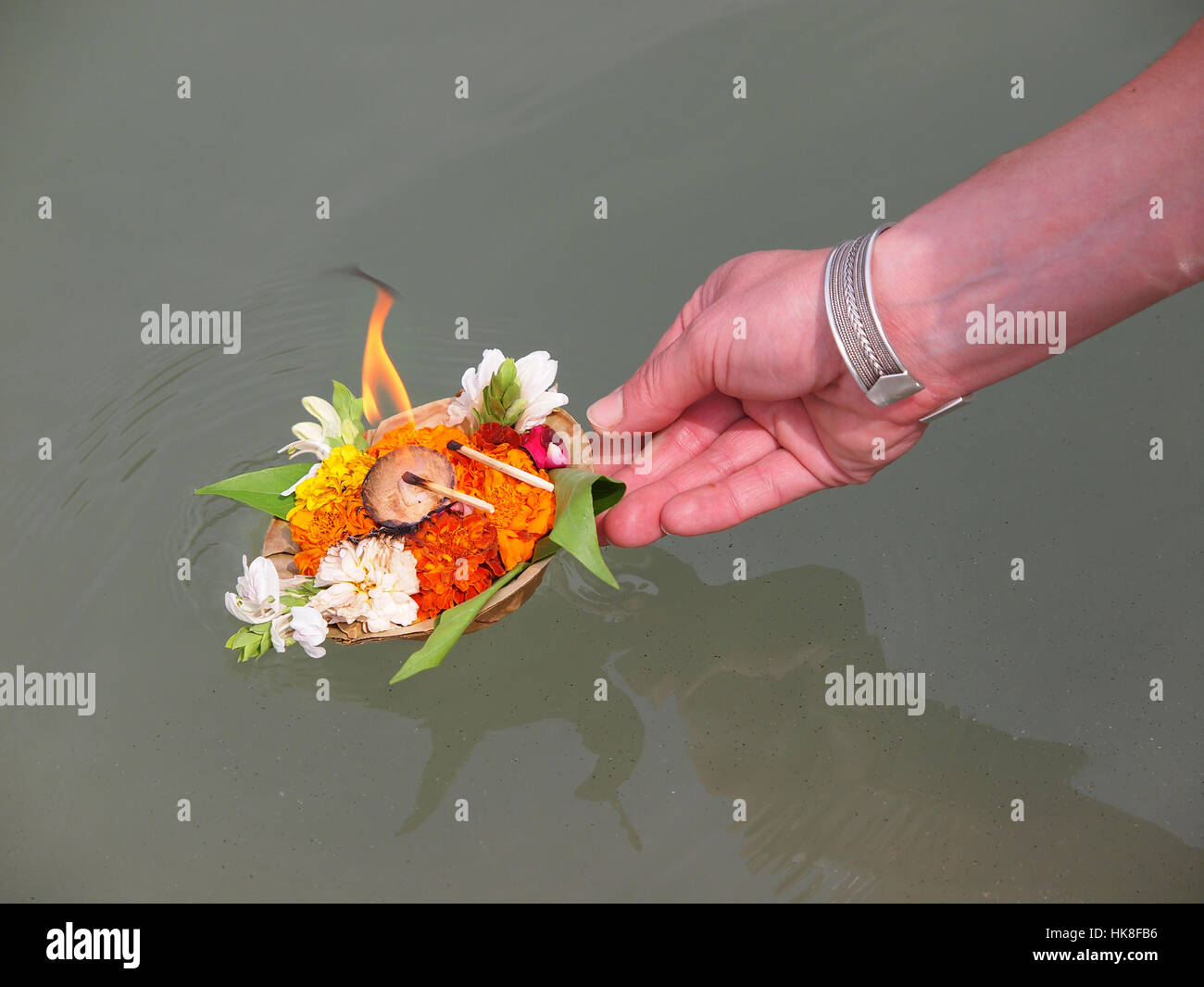 hand, hands, prayer, pilgrimage, hindu, indians, holy, sacred, river ...