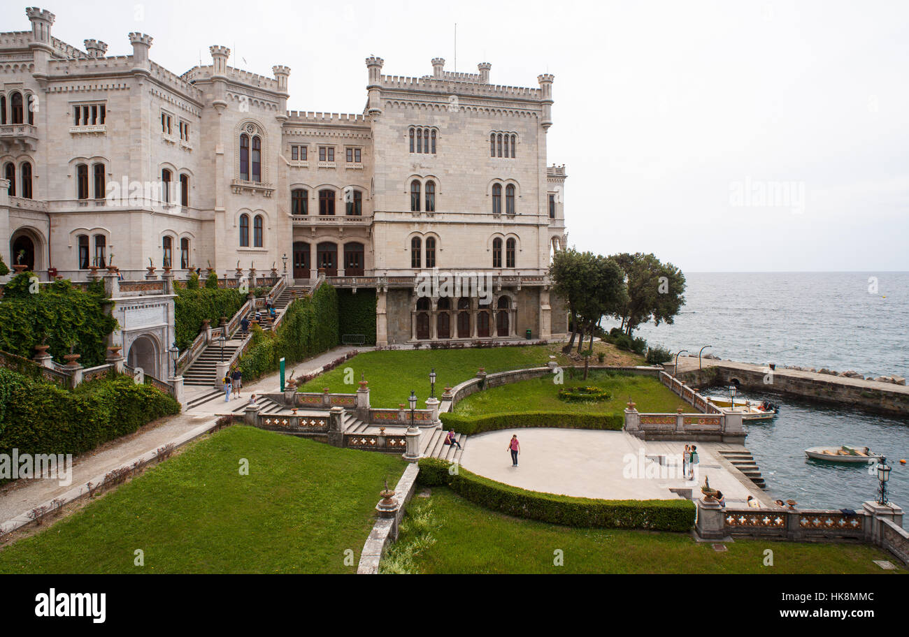 style of construction, architecture, architectural style, castle, italy ...