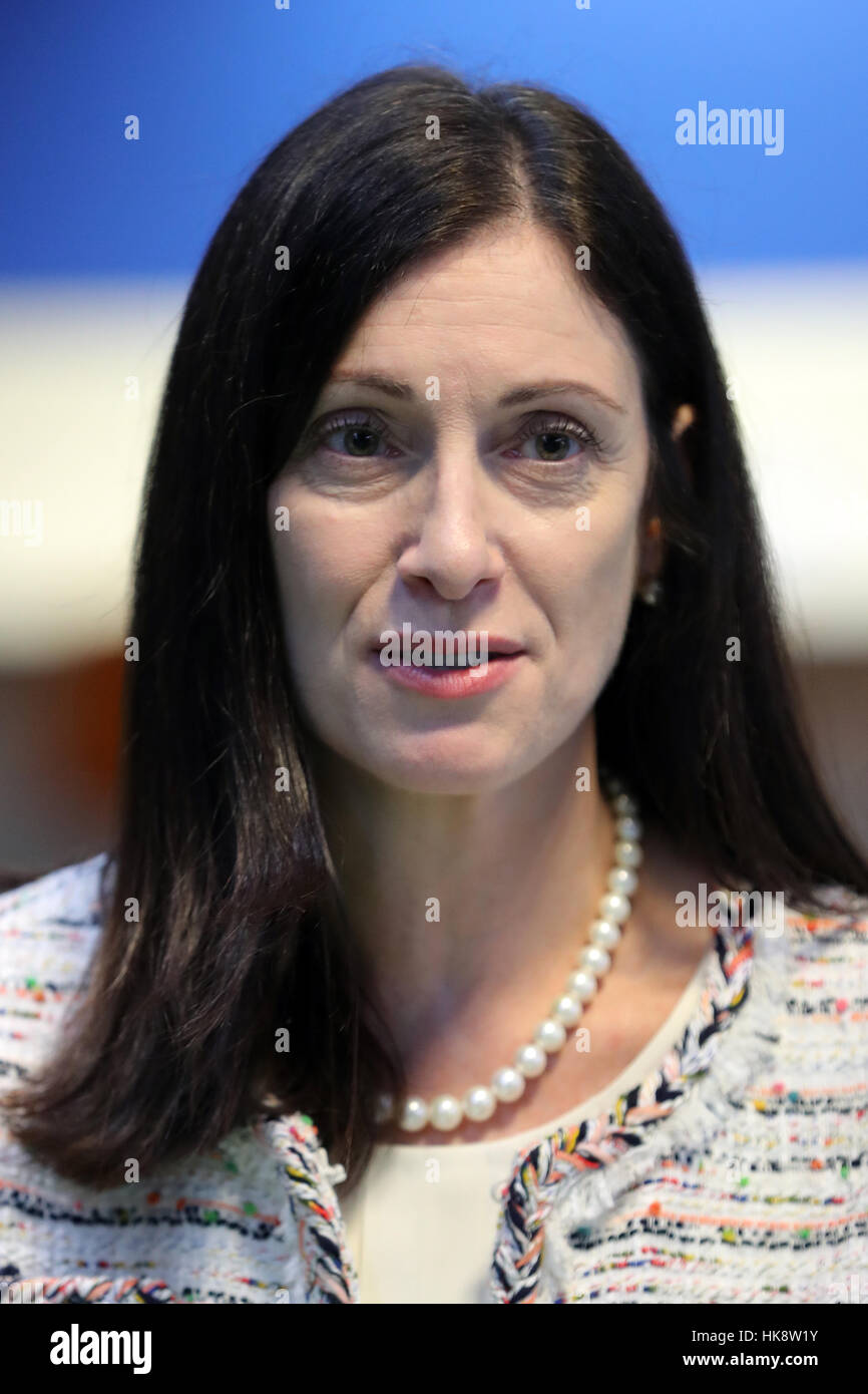 Microsoft campus reading hi-res stock photography and images - Alamy