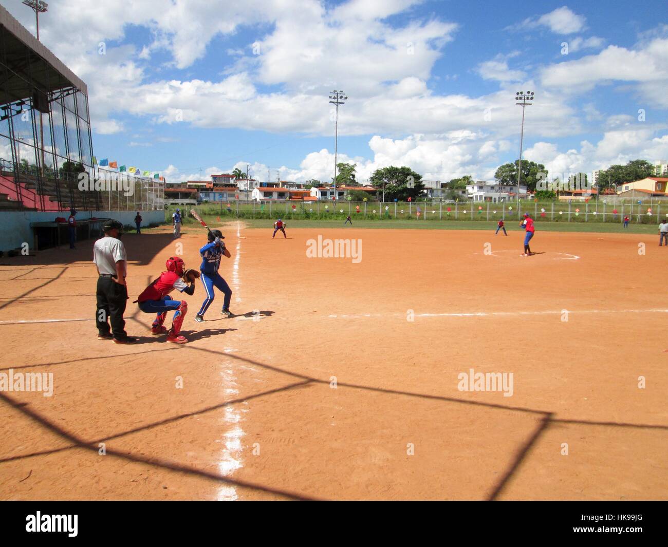 Latin America Baseball, Venezuelan kids play baseball Stock Photo - Alamy
