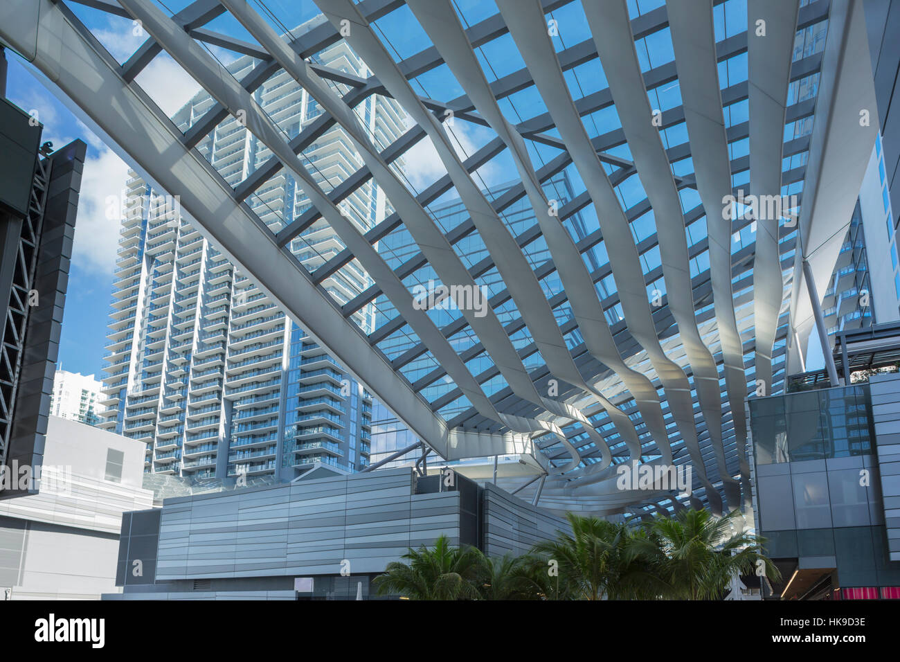 CLIMATE RIBBON ROOF BRICKELL CITY CENTER SHOPPING MALL (©ARQUITECTONICA ...