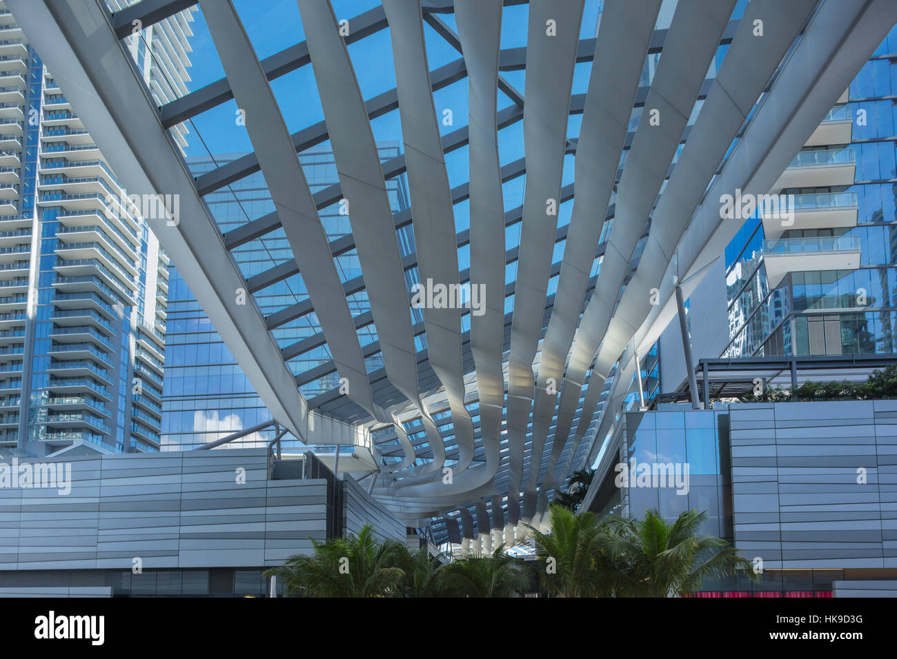 CLIMATE RIBBON ROOF BRICKELL CITY CENTER SHOPPING MALL (©ARQUITECTONICA ...