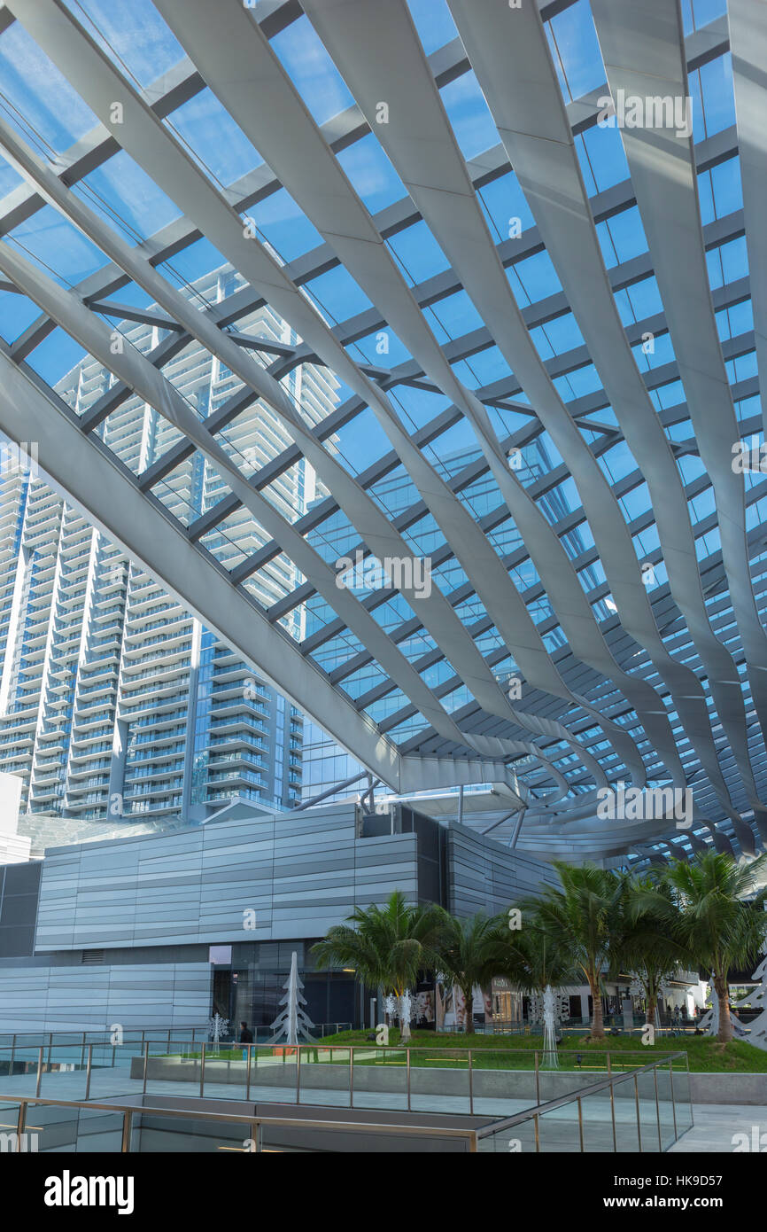 CLIMATE RIBBON ROOF BRICKELL CITY CENTER SHOPPING MALL (©ARQUITECTONICA ...