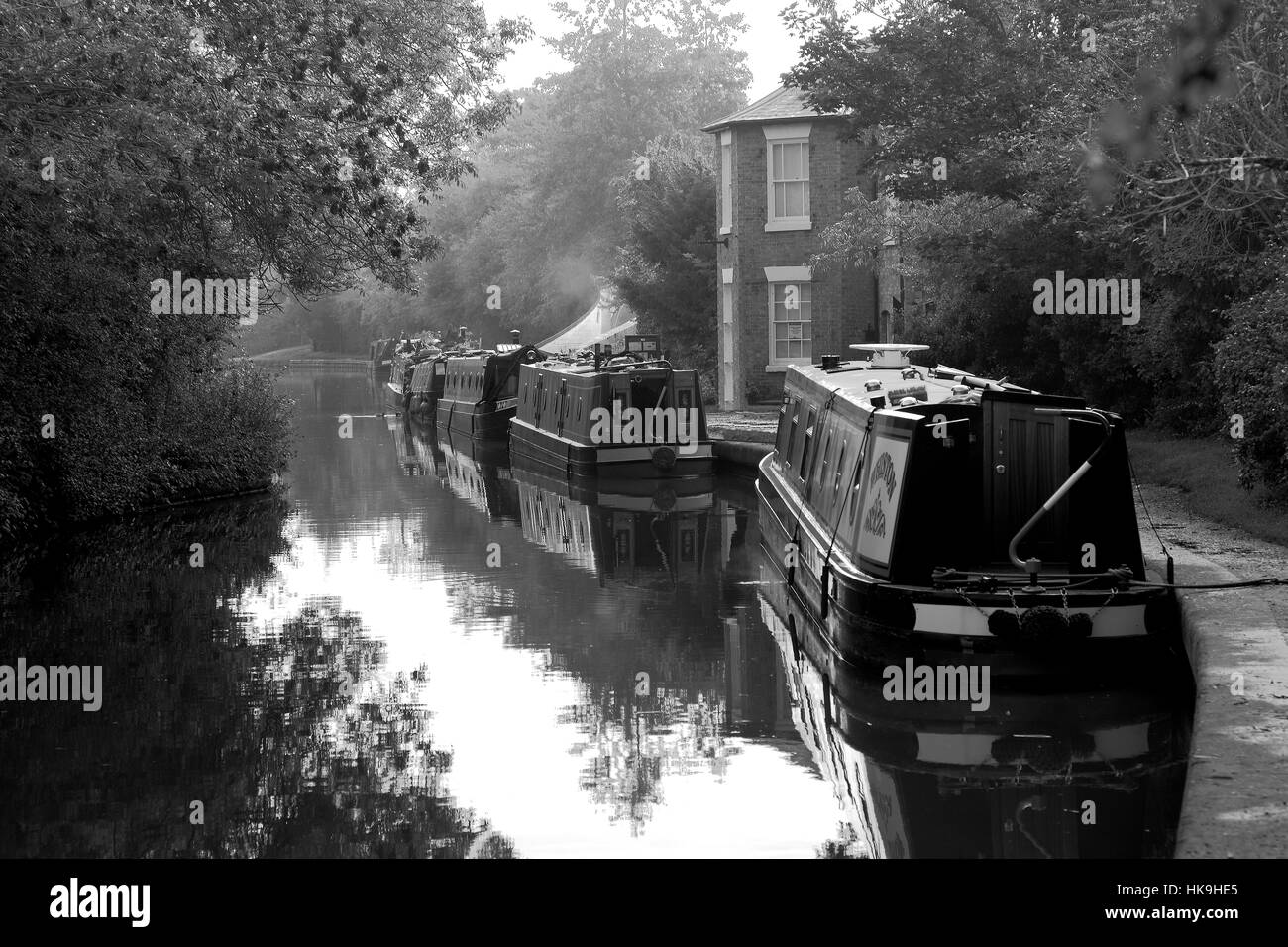 Narrowboats at Braunston Marina, Grand Union canal, Braunston village ...