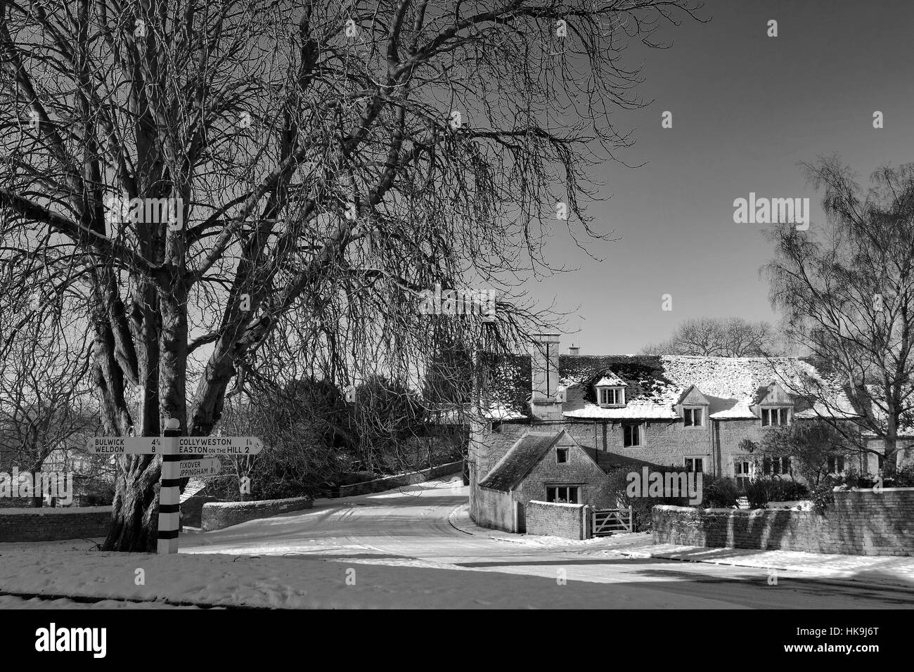 Duddington village Black and White Stock Photos & Images - Alamy
