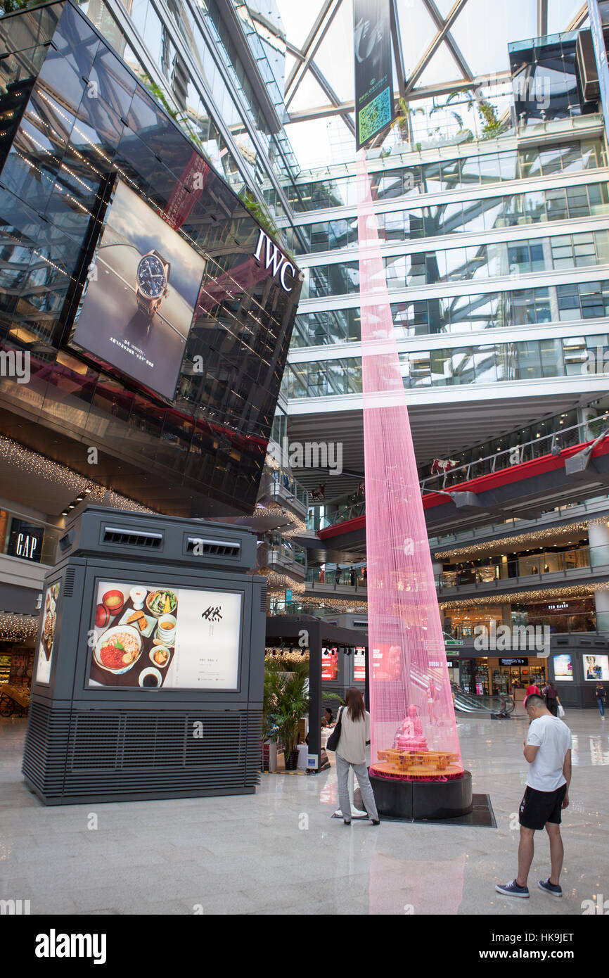 Green Parkview, eco-friendly shopping center designed by architect ...